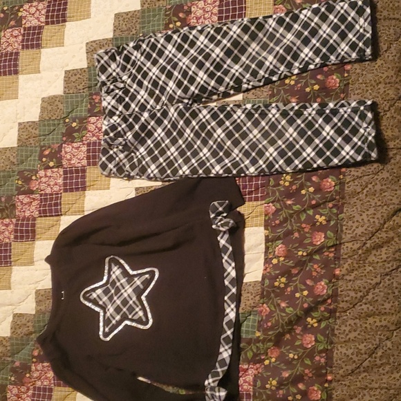 Garanimals | Matching Sets | 2t Garanimals Matching Outfit | Poshmark